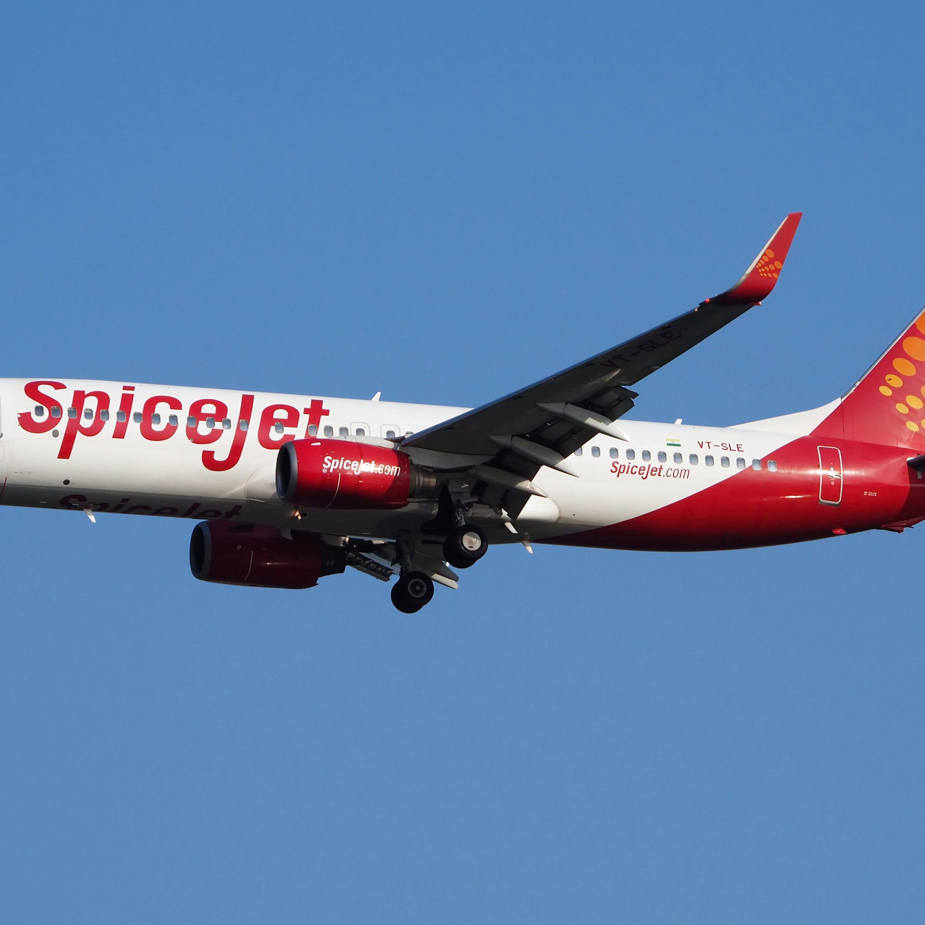 SpiceJet की पांच B737 मैक्स समेत 10 कम चौड़ाई के बोइंग विमान बेड़े में ...