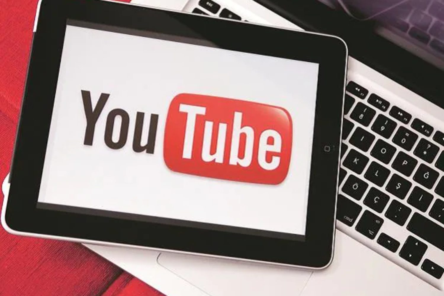 Fake YouTube Channel Ban: फेक न्यूज फैलाने वाले इन 8 चैनल पर सरकार ने ...