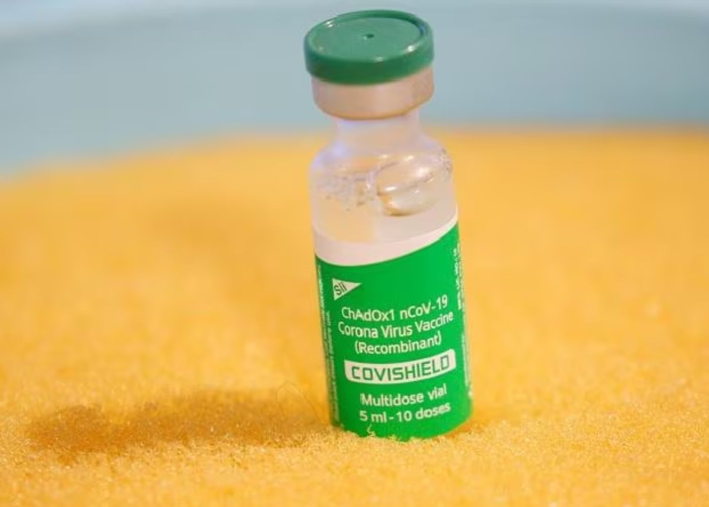 Covishield: कंपनी ने खुद माना कि कोविशील्ड वैक्सीन से लोगों को हो सकते ...