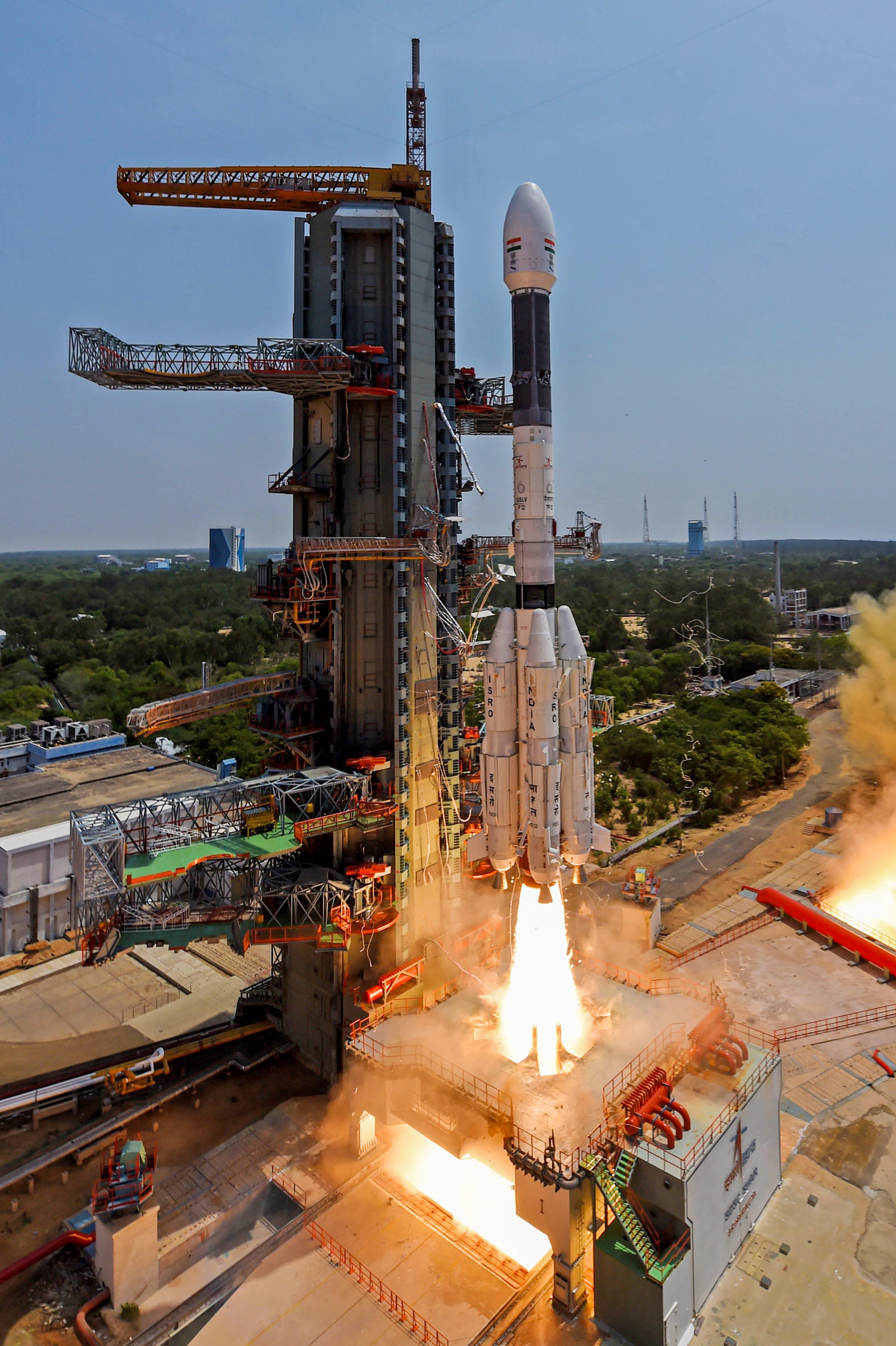 ISRO GSLV-F12 Launch: ISRO की अंतरिक्ष में बड़ी छलांग, GSLV-F12 से ...