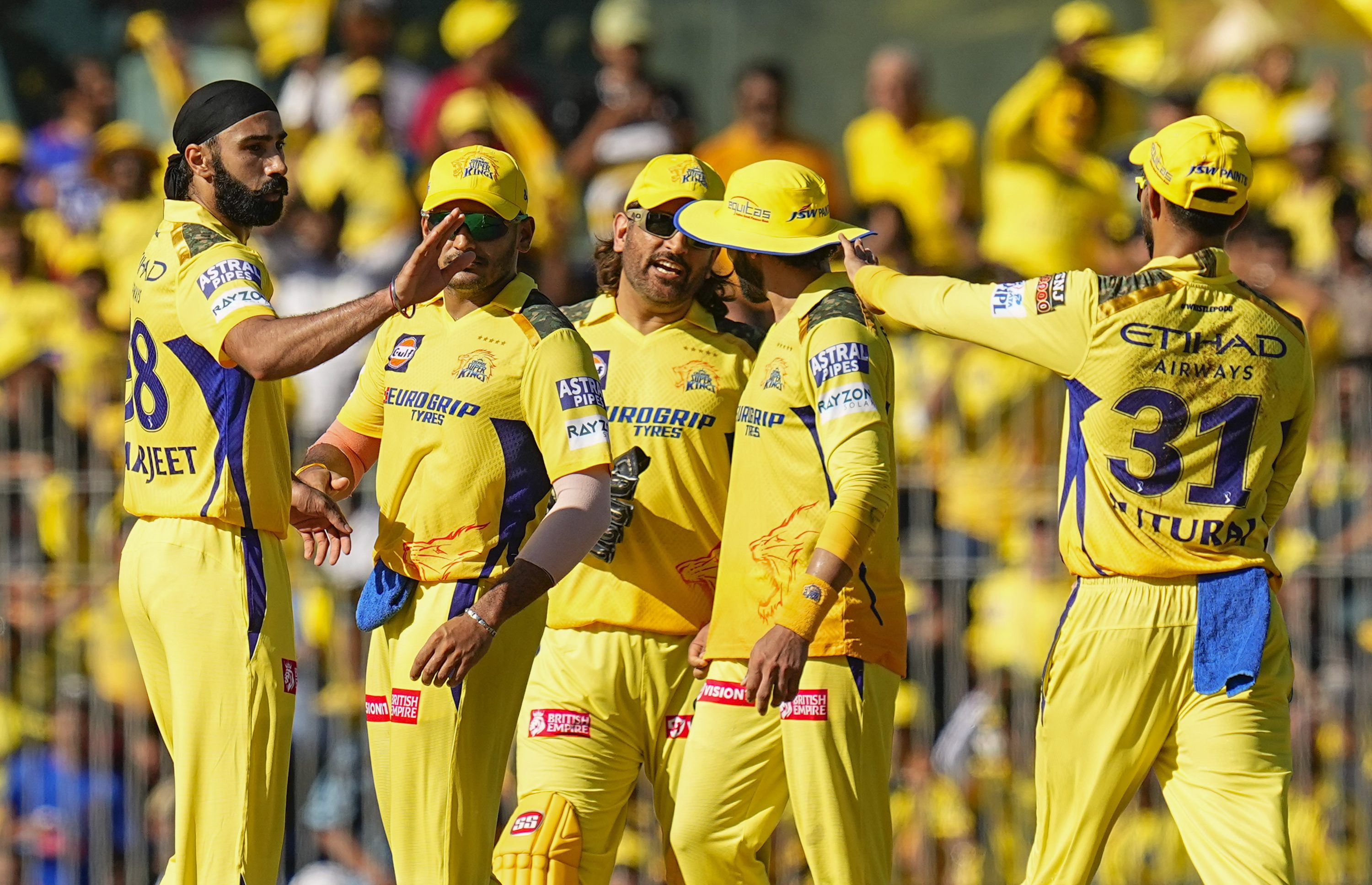 India Cements में और बिकेंगे शेयर, CSK की ओनरशिप का अब क्या? UltraTech ...